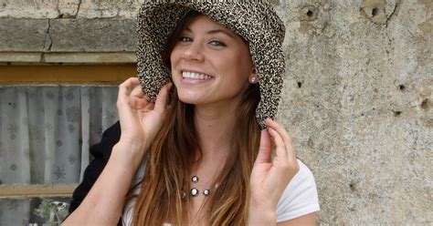 Brittany Maynard Dying With Dignity Before Cancer Takes Her Life Cbs News