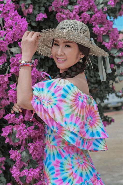 គូស្នេហ៍ថ្មីថ្មោង សុំខ្មាស់ គង់ សុជាតិ បង្ហាញរូបស្វីតក្អាកក្អាយ