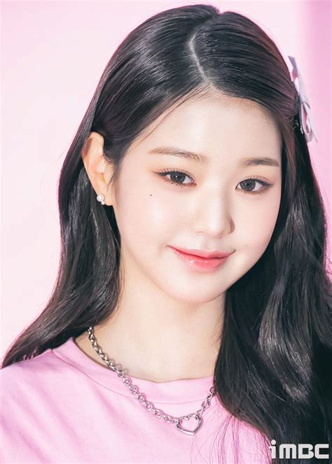 움짤 아이브 장원영 I Am 인간 바비인형 초통령
