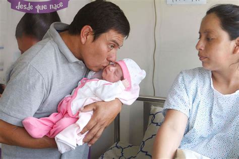 Congreso de la República aprueba ampliar la licencia por paternidad de