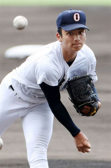 解説の馬淵史郎さん「珍しいですね」 沖縄尚学の東恩納蒼立ち上がりは11球連続ストレート ピンチ切り抜け41回⅓無失点【全国高校野球選手権
