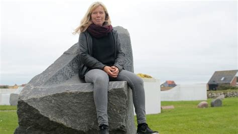 Ny Folder Viser Laila Westergaards Unikke Kunstværker I Lemvig Kommune Ugeavisen Dk