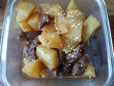 밥솥 쇠고기감자조림한그릇에 뚝딱