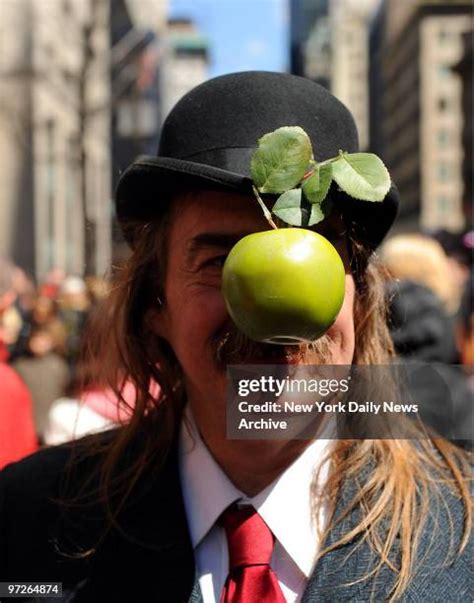 Robert Munn Photos And Premium High Res Pictures Getty Images