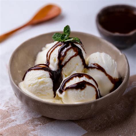 Vanilla Ice Cream with Chocolate Syrup Stock Illustration - Illustration of cupcake, details ...