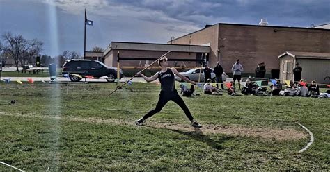 Juhnke Prequalifies For Class B State Javelin