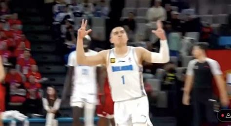 Basketball Top5 影快訊狂砍47分！陳盈駿第四節殺瘋、周琦、曾凡博開虐禁區 這就是北京三巨頭