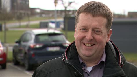 Lille By Brager Frem Vi Skal Snart Stå Ovenpå Hinanden Tv2 Østjylland