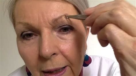 This Is A Guide To Eyebrows For Older Women Learn How To Shape