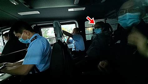 香港仔女子港鐵車廂內被偷銀包 正義男聯同休班督察擒賊失而復得 星島日報