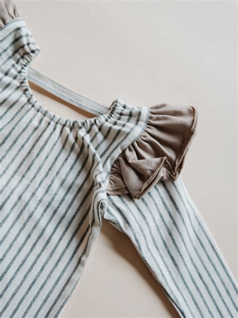 long flutter sleeve leo gray stripe orcas lucille