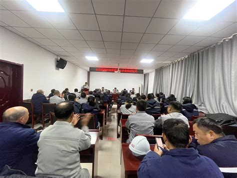 山东莘县颖泰化工有限公司 公司新闻 百尺竿头思更进 策马扬鞭自奋蹄 ——山东颖泰举行首届职业技能等级认定证书颁发仪式