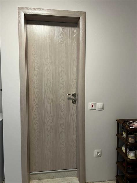 Алуминиева врата за баня с интериорна визия гр София Лагера • Olx Bg