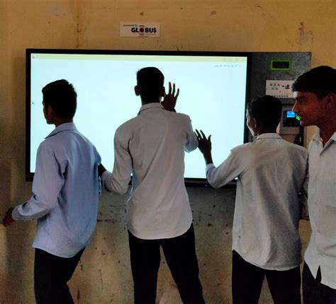 Smart Class Equipment India — Digital Classroom — Globus Infocom By