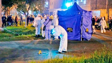 Rosario Sicarios Acribillan De Unos Diez Balazos A Un Joven Que Iba En