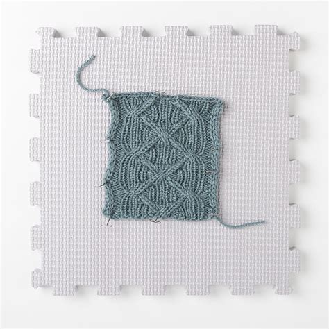 MY ONE AND ONLY: Blocking Mat - Мат для Блокировки