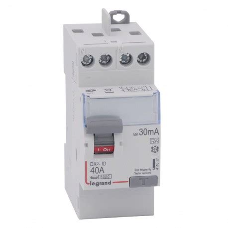 Legrand Inter diff DX³ ID vis auto P V A type A mA départ haut M