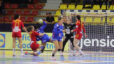 Македонските ракометарки поразени од Франција на стартот на Еуро 2022