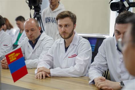 УНТЭ ОХУ ын эмч нар элэг шилжүүлэн суулгах болон элэг цөсний замын мэс заслын чиглэлээр