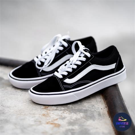 ของแท้ ส่งไว จากไทย Vans Comfycush Old Skool Blacktrue White