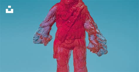 파란색 배경에 빨간색 인간 동상 사진 Unsplash의 무료 파랑 이미지