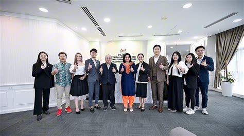 Aeef Visit Yb Senator Puan Saraswathy Kandasamy Deputy Minister Of Entrepreneur Development