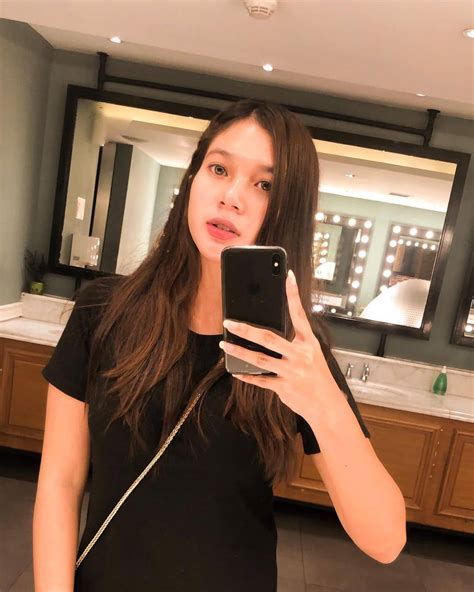 Ade Yunita Biodata Profil Fakta Umur Agama Suami Film