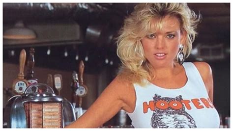 Original Hooters Girl Lynne Austin Still Packs A Punch At 63