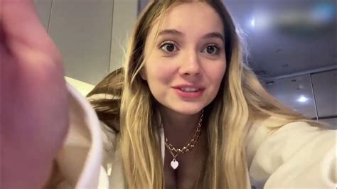 уфф показала чем природа одарила Youtube