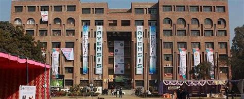 Maharaja Surajmal Institute Of Technology Questions And Answers