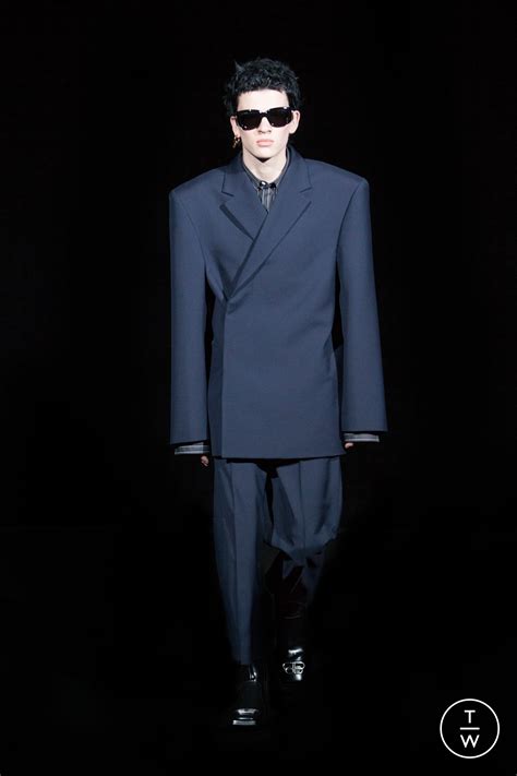 Костюм balenciaga - 90 фото