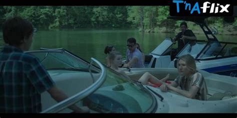 Madison Thompson Sexy Scene In Ozark
