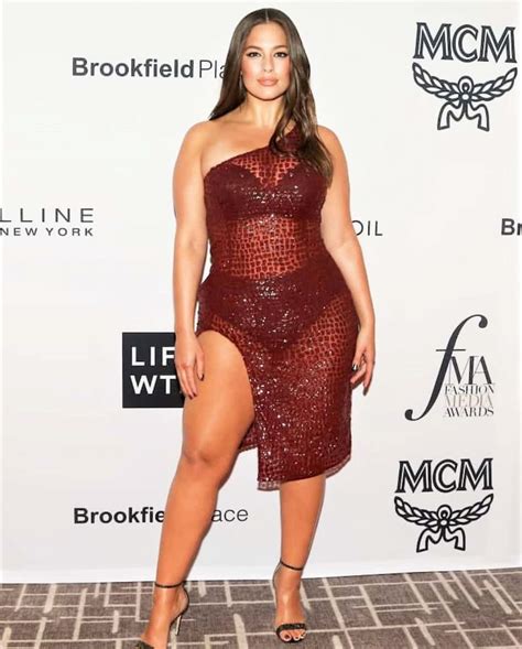 Ashley Graham Measurements Height Weight Age Bra Size And Body