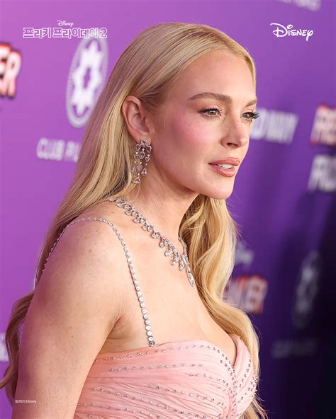 디즈니 코리아 Disney Korea Added A New Photo 디즈니 코리아 Disney Korea