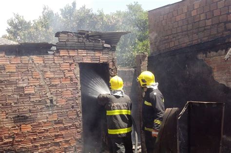 Fogo destrói residência na vila da Paz oreporter net
