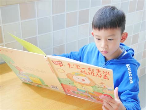 垃圾分类进行时｜在游戏中学习！他们都是“环保小卫士” 澎湃号·政务 澎湃新闻 The Paper