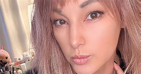 乳がん闘病の梅宮アンナ、「7つのリンパ節にがん」告白 結果を受け抗がん剤治療へ「眉毛、まつ毛完全になくなってしまう」 11月には右胸全摘