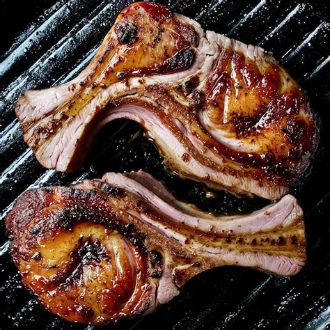 Premium Photo Grilled Pork Steaks Neck Meat On Grill Pan Black Background