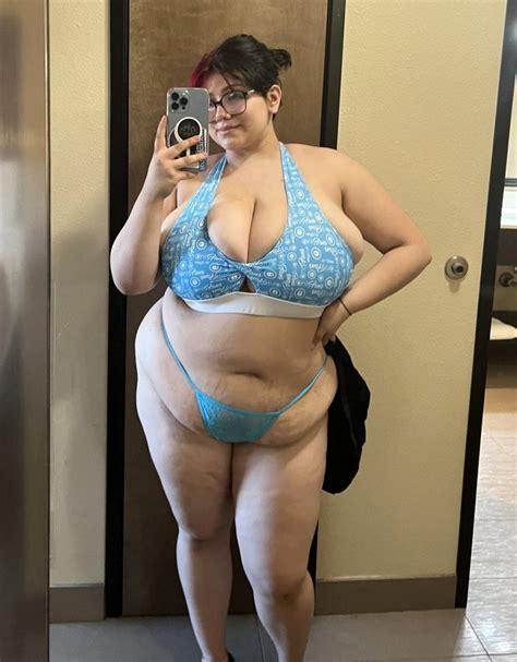 Screen Naked Gentlefolk Tease Moms Pussy