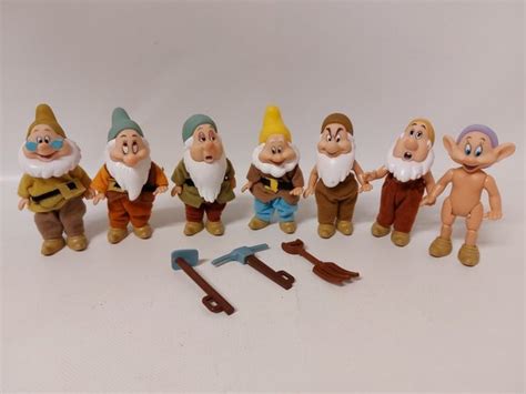 De Sju Små Dvärgarna Disney Simba Figurer Köp På Tradera 563329238