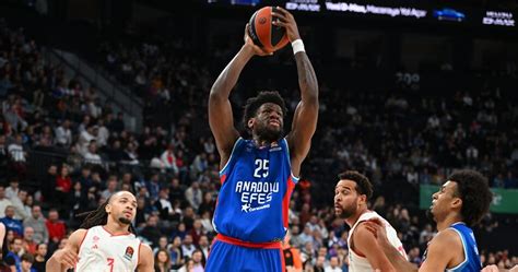 Daniel Oturu Anadolu Efes Gibi Bir Takımda Olduğum İçin Çok Şanslıyım