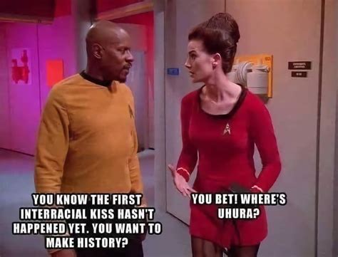 The First Interracial Kiss On American Tv Took Place November 22 1968