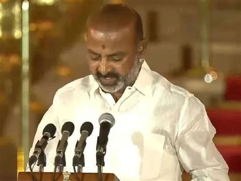 తొలిసారి కేంద్ర మంత్రిగా బండి సంజయ్ Sakshitha News
