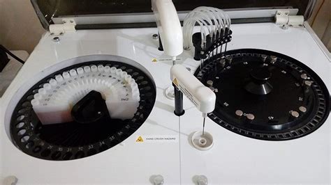 Fully Auto Selectra Pro M Lite Biochemistry Analyzer For Laboratory Assays Clinical Chemistry