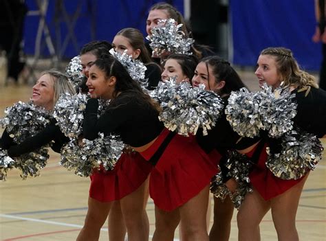 Metz Dragon Girls Parler Simplement Des Pompons Cest Réducteur
