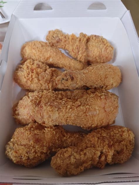 Bbq 황금올리브치킨 닭다리 추가 오징어튀김