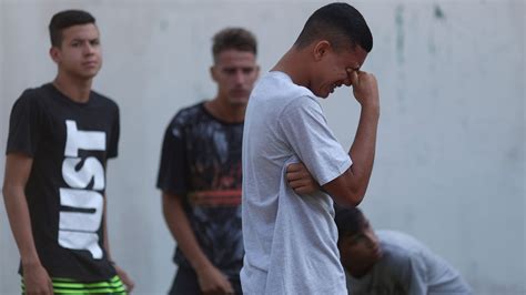 Las imágenes luego del trágico incendio en el centro juvenil del Flamengo Infobae