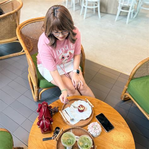 สื่อการสอน Worksheets แบ่งปันใบงาน เปรียบเทียบเศษส่วนจำนวนคละ สนใจไฟล์ Pdf ความละเอียดสูง