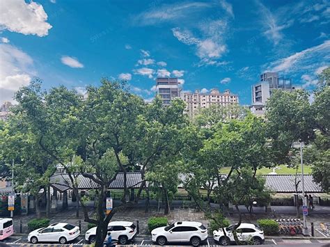 免服務費 建商直售景觀三房僅此一戶新北麗寶萊茵新北591售屋網