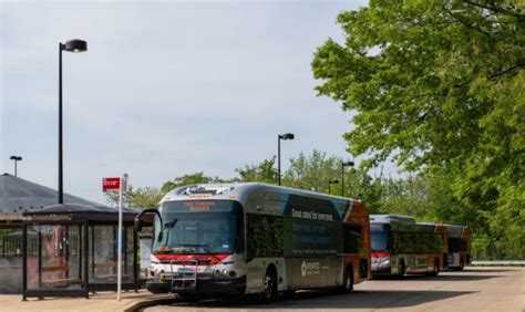 აშშ ში უფასო საზოგადოებრივი ტრანსპორტი სულ უფრო პოპულარული ხდება